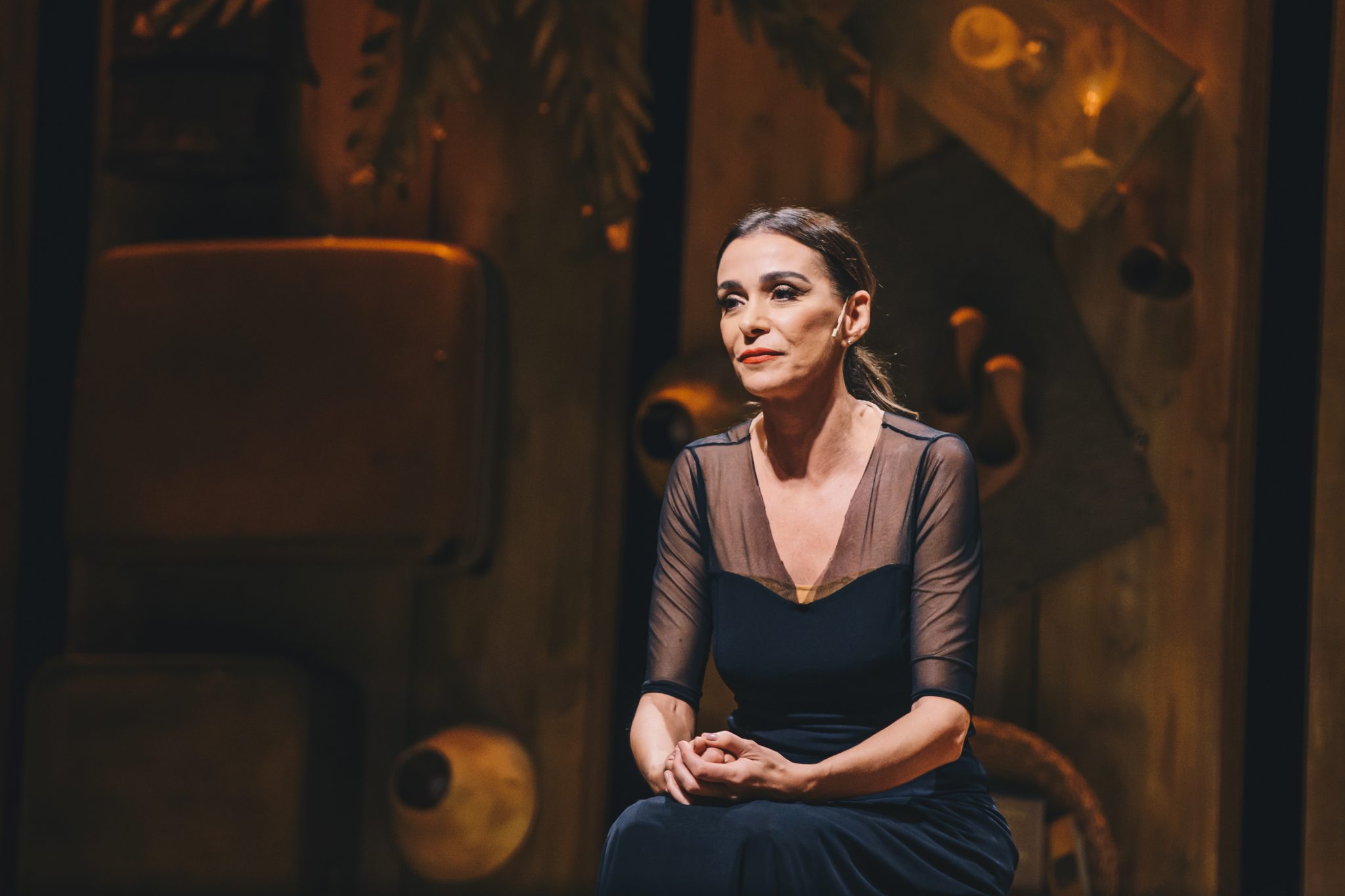 Mônica Martelli no Teatro Multiplan em curta temporada - Revista Manchete